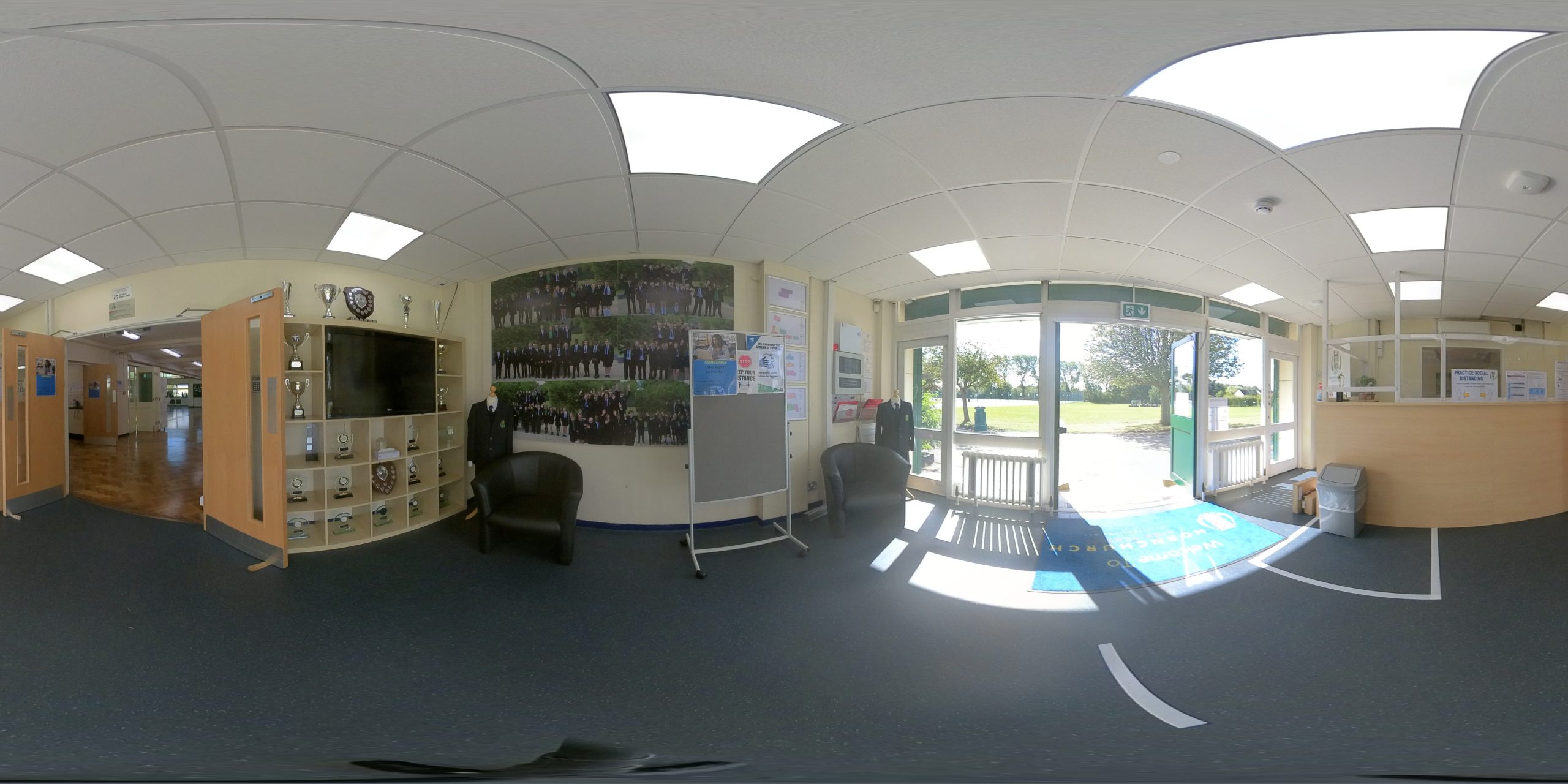 Hornchurch High School » Reception – Main